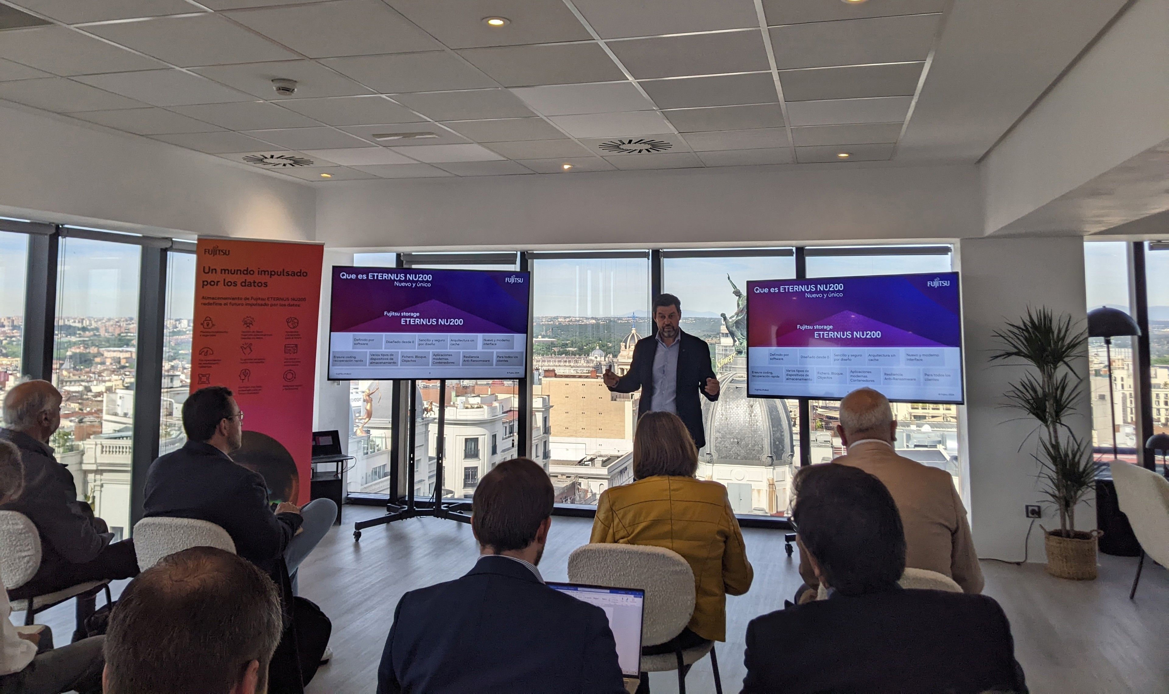 Fujitsu presenta su plataforma de almacenamiento ETERNUS NU200 de nivel básico para pymes