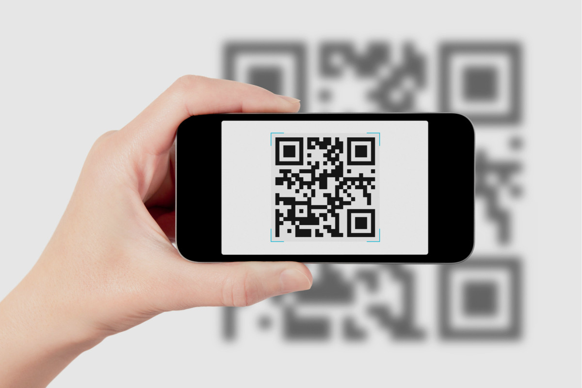 Experto explica los riesgos detrás del escaneo de códigos QR