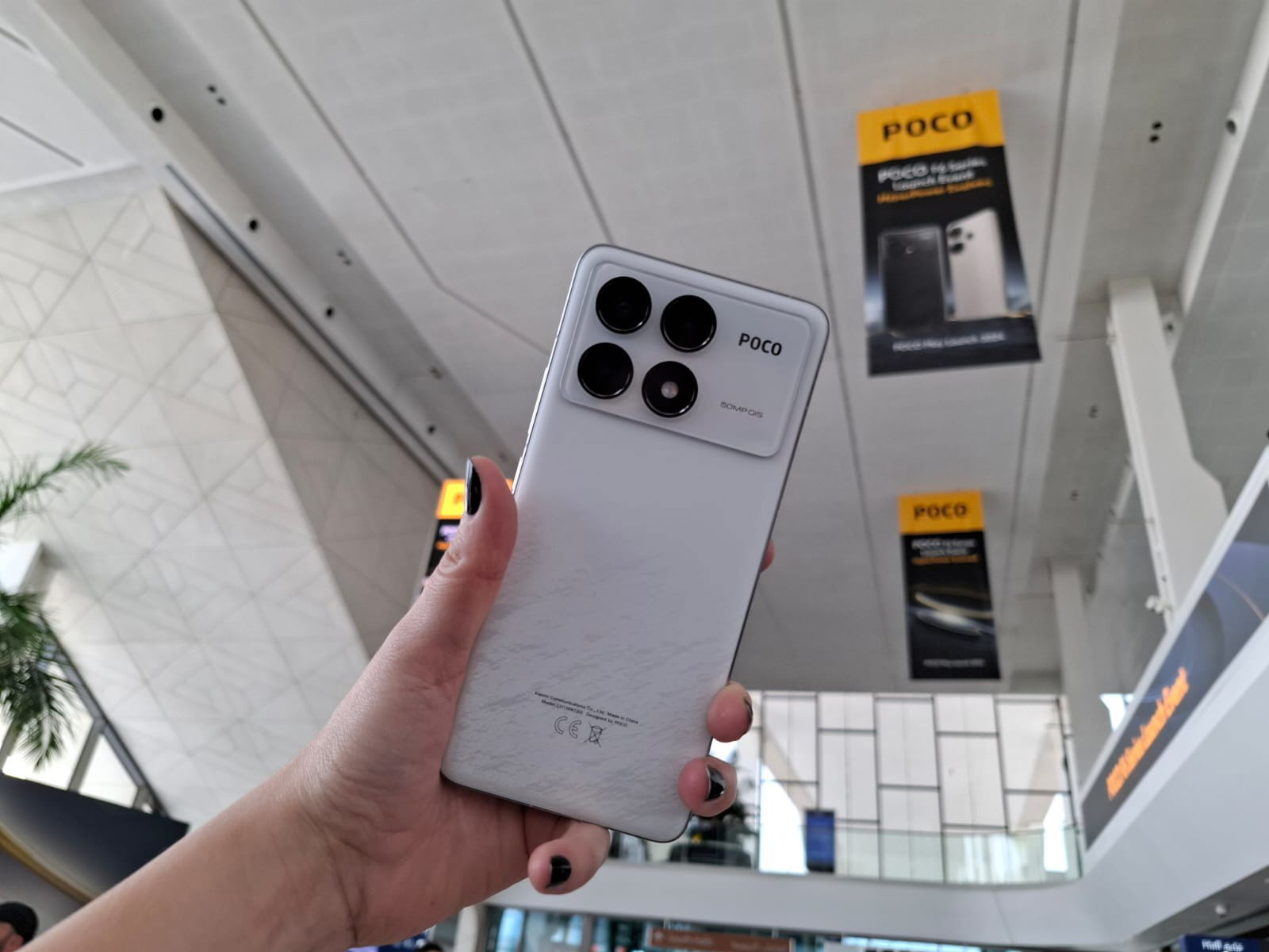 POCO F6 Pro estrena sistema HyperCharge de 120W para cargarse por ...