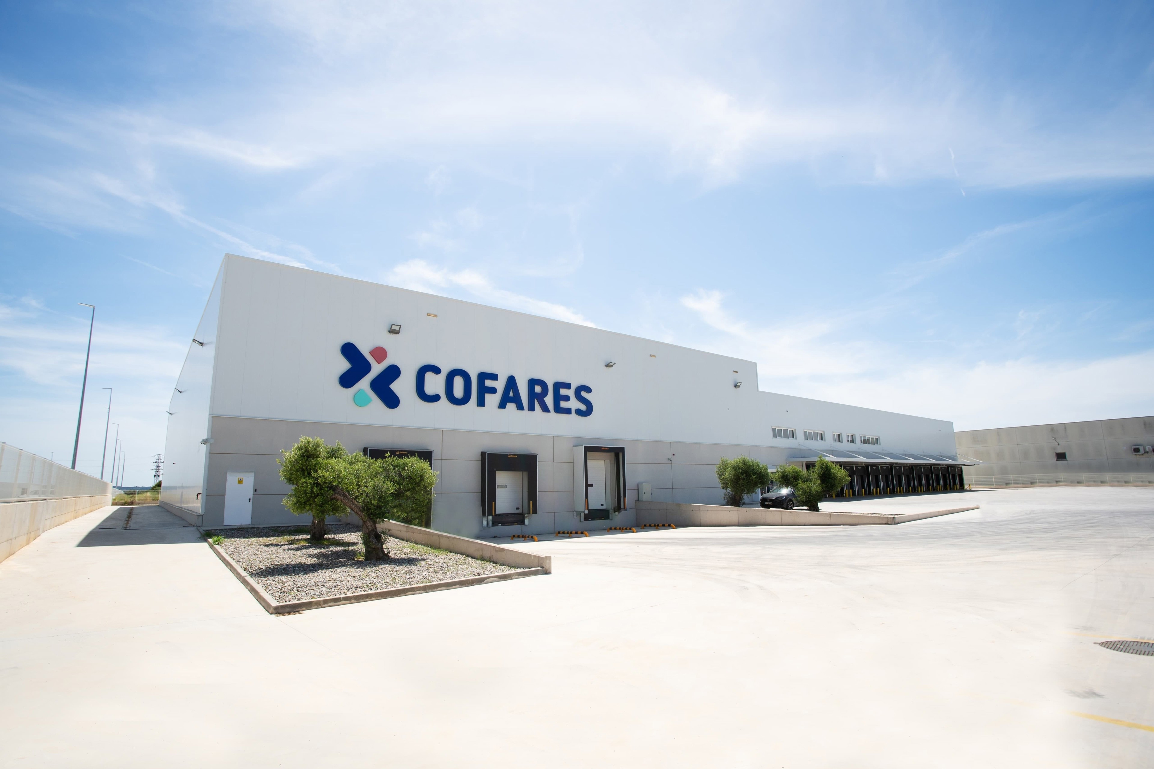 Cofares inaugura un nuevo almacén en Tarragona
